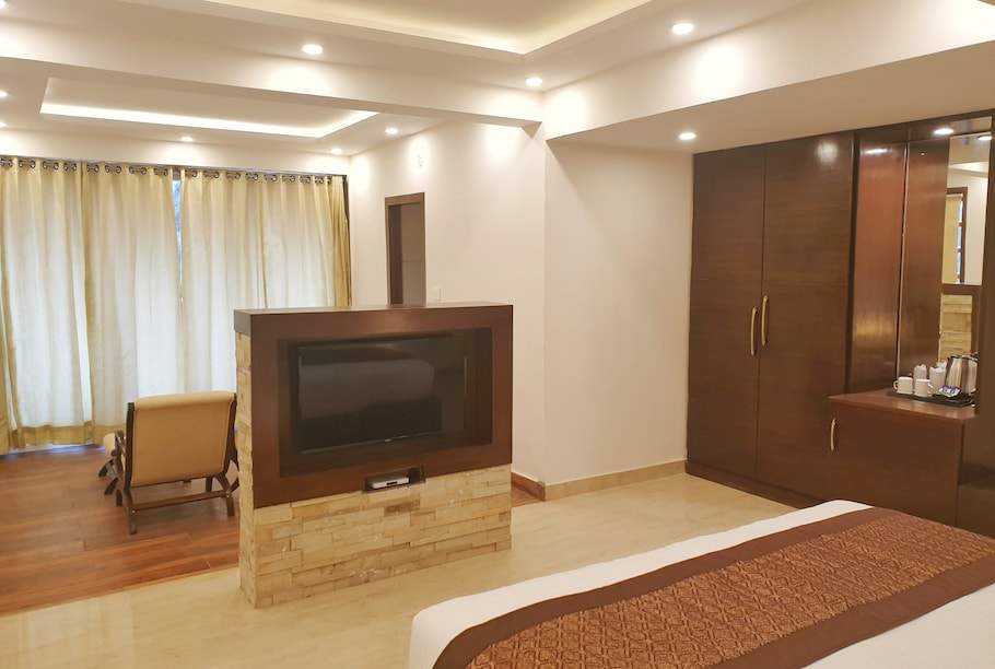 La Niwasa Luxury Resort Nainital | Nature Hotels and Resort